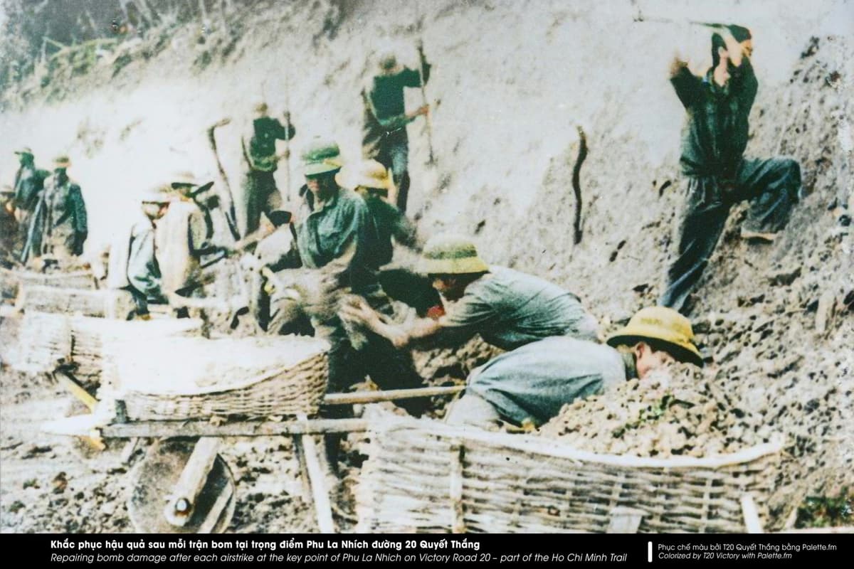 Piercing Through Truong Son to Open the Road to Victory - Commander Cave